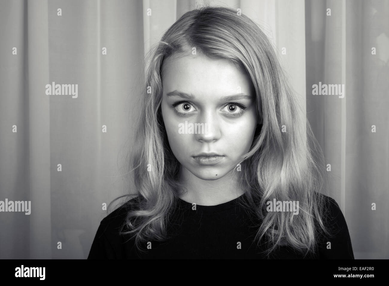 Fille caucasienne Banque de photographies et d’images à haute ...