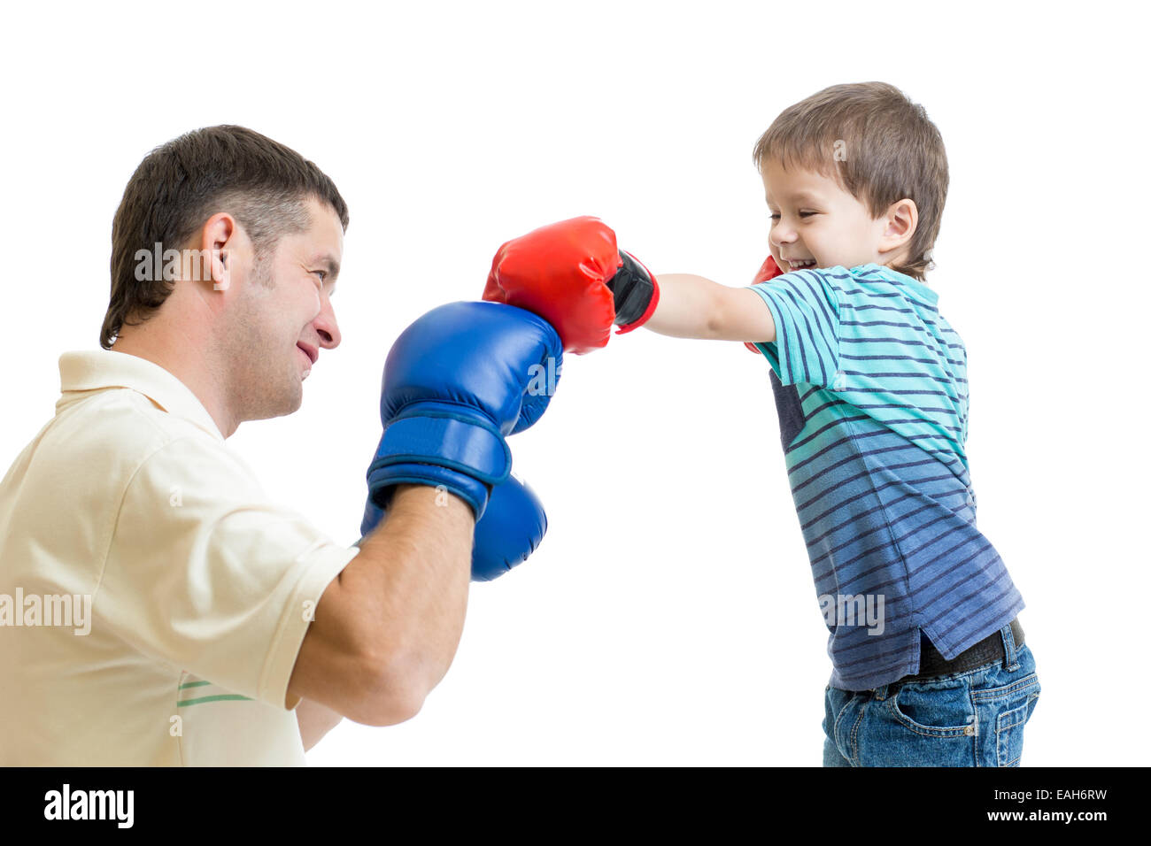 Boy boxing gloves Banque de photographies et d’images à haute ...