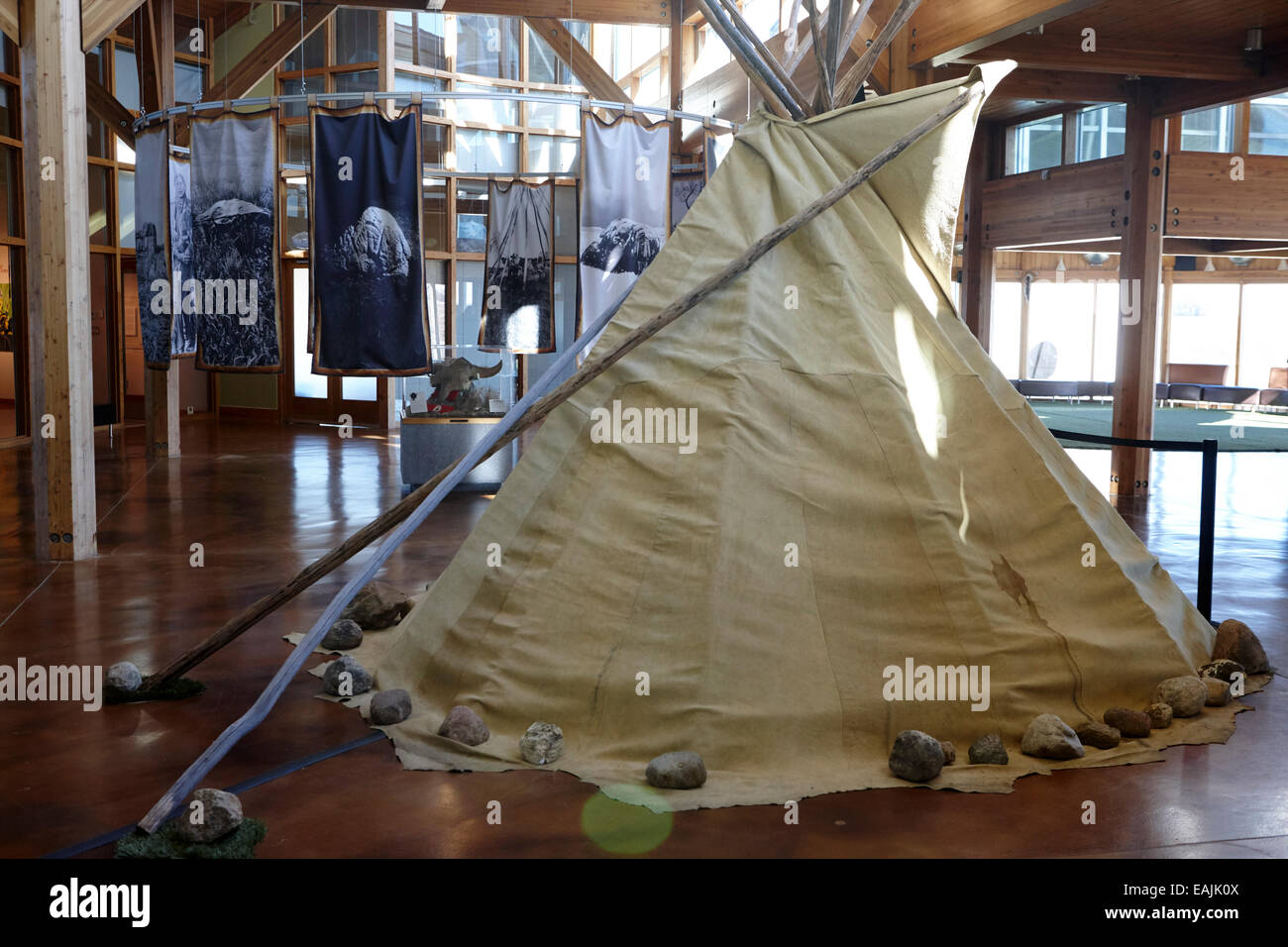 Tipi model Banque de photographies et d’images à haute résolution - Alamy