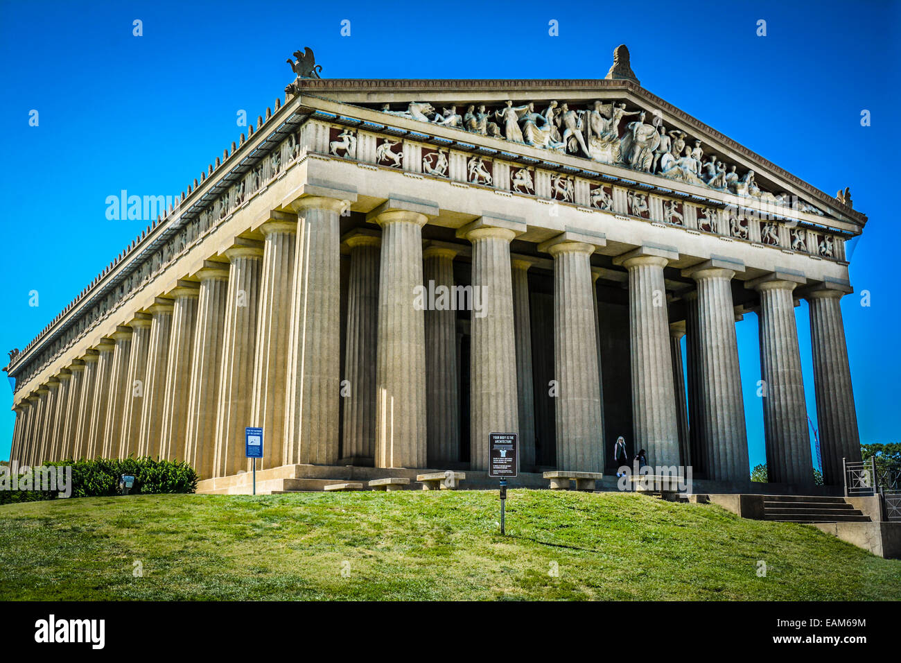 Le Parthénon de Nashville, TN, est une réplique grandeur nature du Parthénon original à Athènes ...