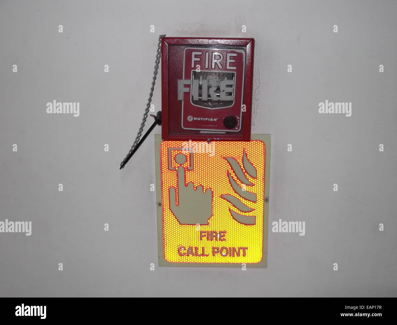 Fire alarm call point Banque de photographies et d’images à haute ...