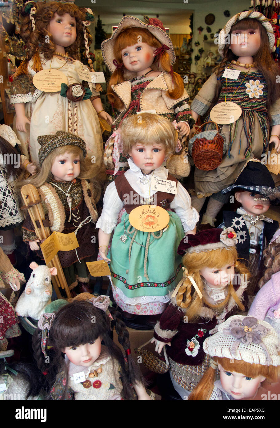 German dolls Banque de photographies et d images a haute resolution Alamy