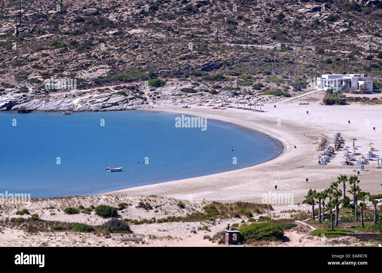 Magganari plage magnifique, l'un des plus beaux de la mer Égée, dans l ...