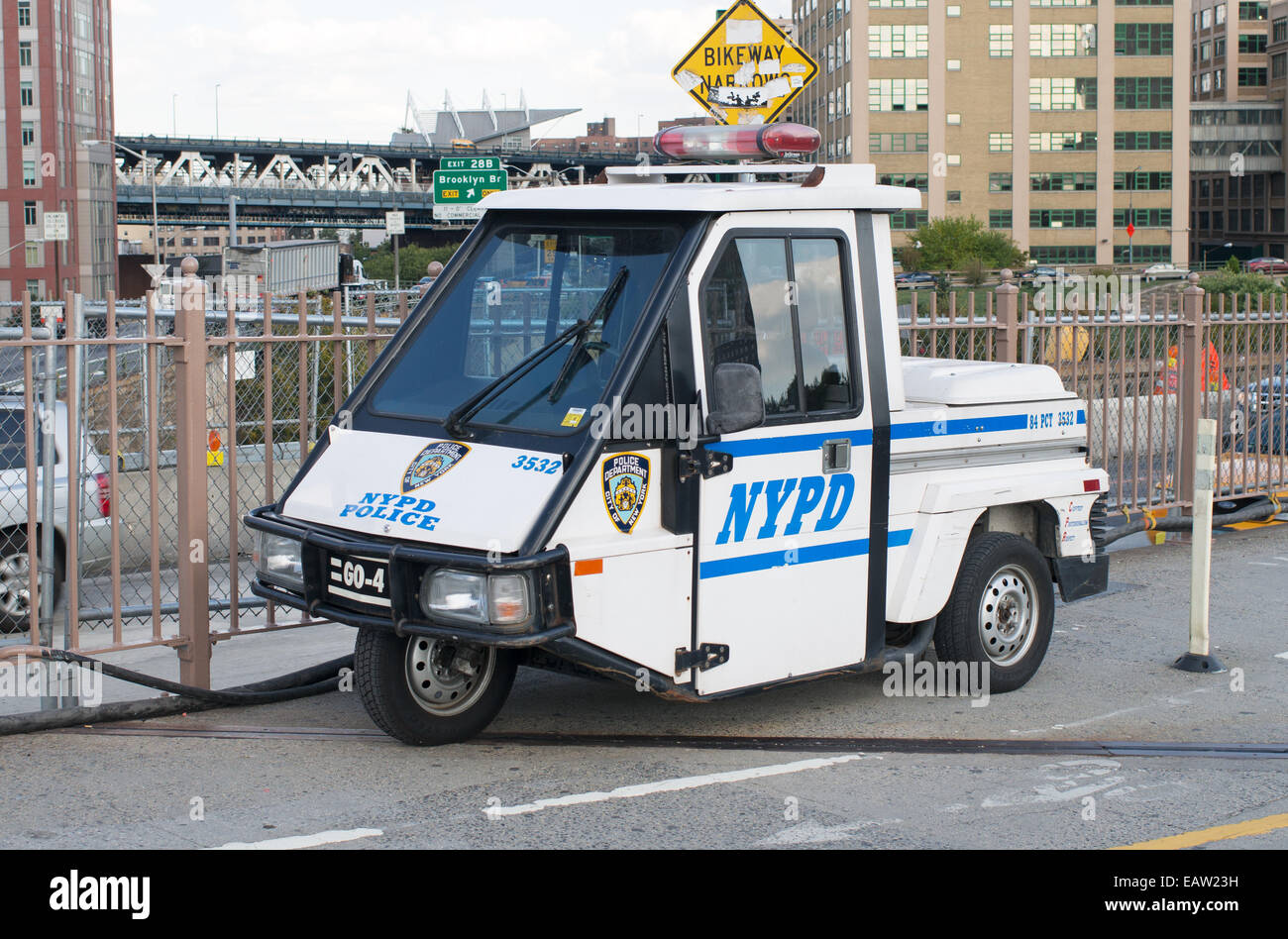 Nypd police interceptor vehicle Banque de photographies et d’images à ...