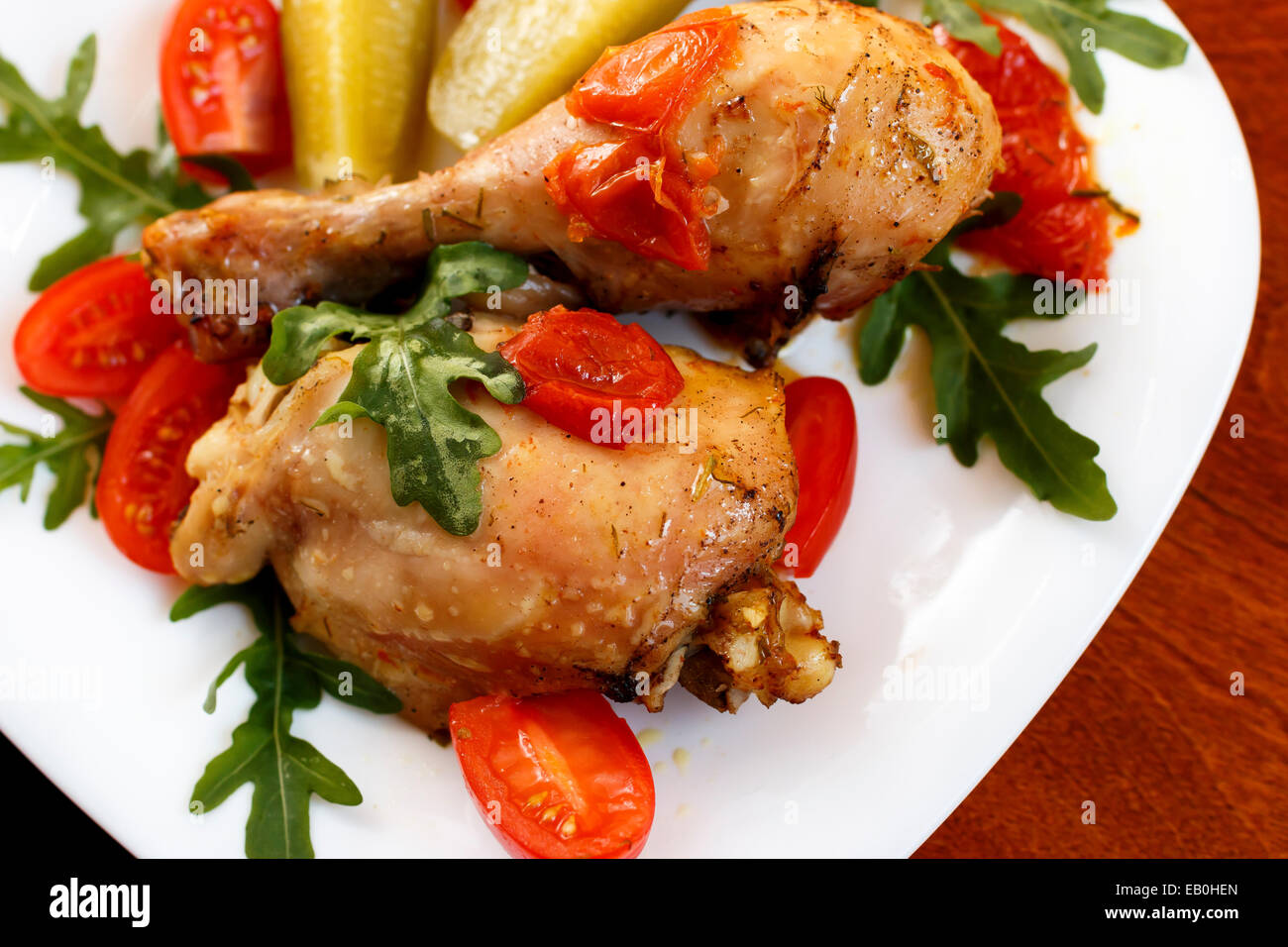 Cuisse de poulet au four Banque de photographies et d’images à haute ...