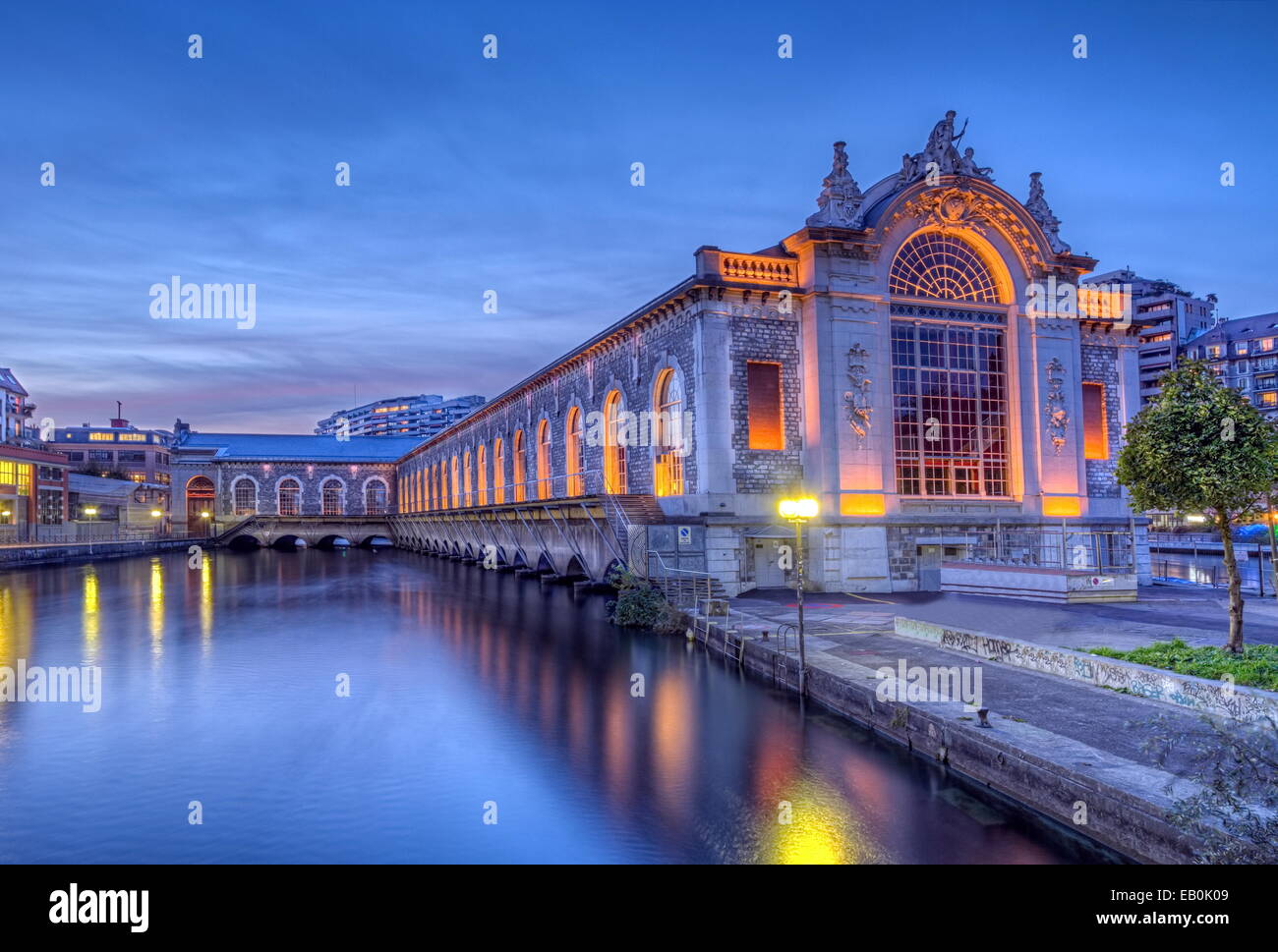 Batiment Des Forces Motrices Banque d'image et photos - Alamy