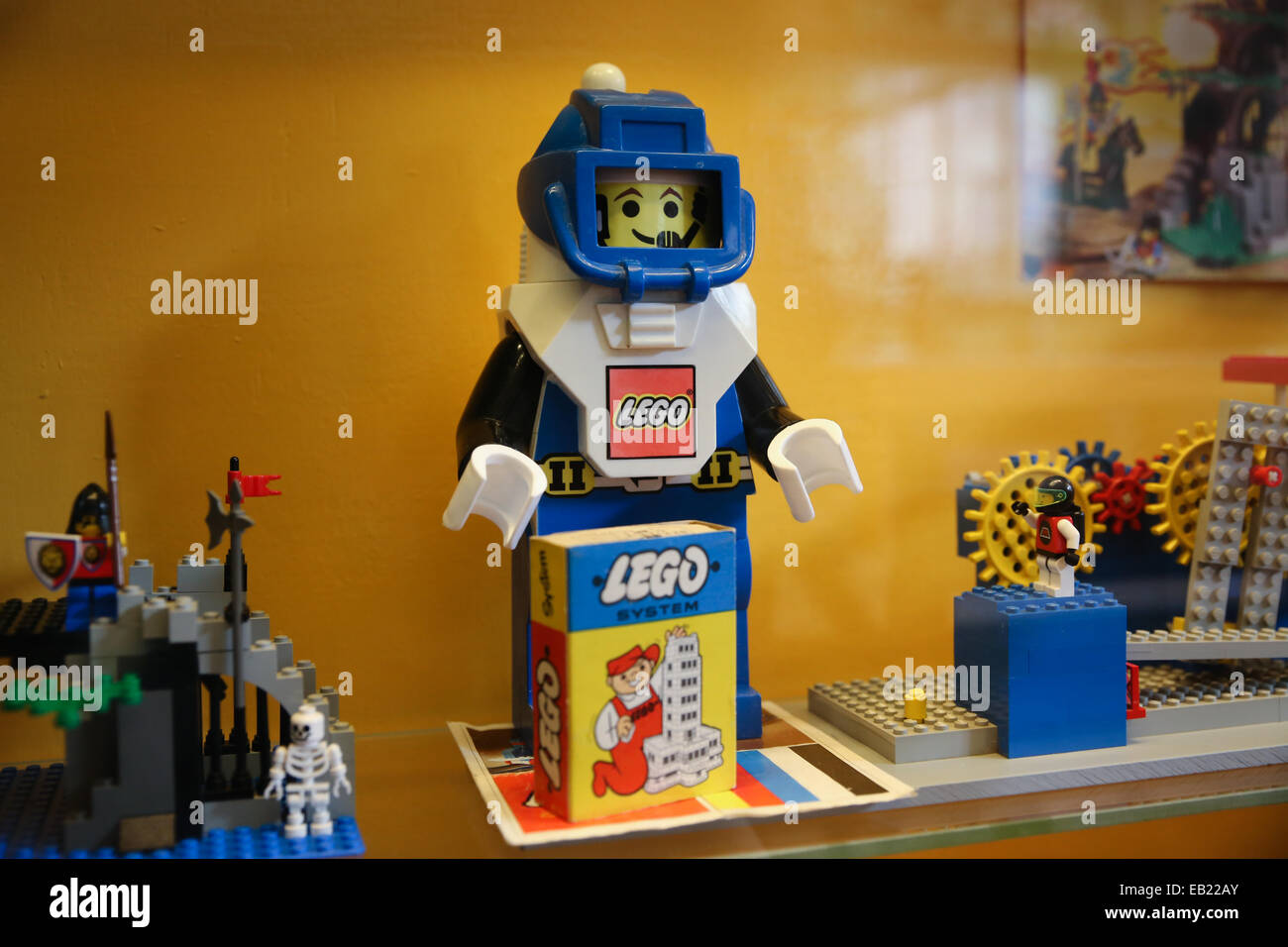 Lego figure Banque de photographies et d’images à haute résolution - Alamy