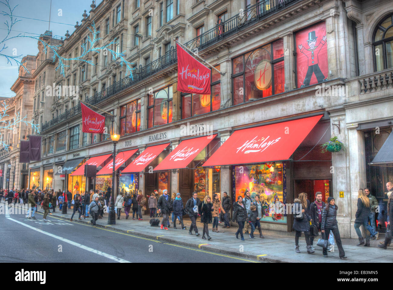 Hamleys londres Banque de photographies et d’images à haute résolution - Alamy