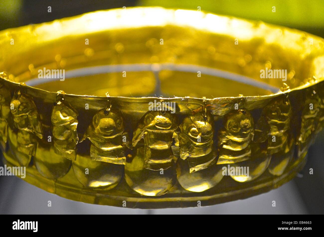 Artefacts d'or dans le Museo del Oro (musée de l'or) à Bogota, Colombie ...