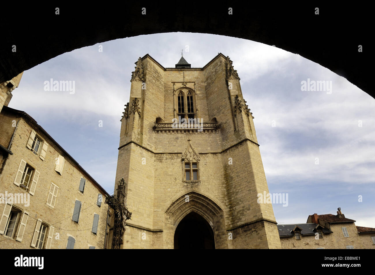 Villefranche de rouergue Banque de photographies et d’images à haute ...