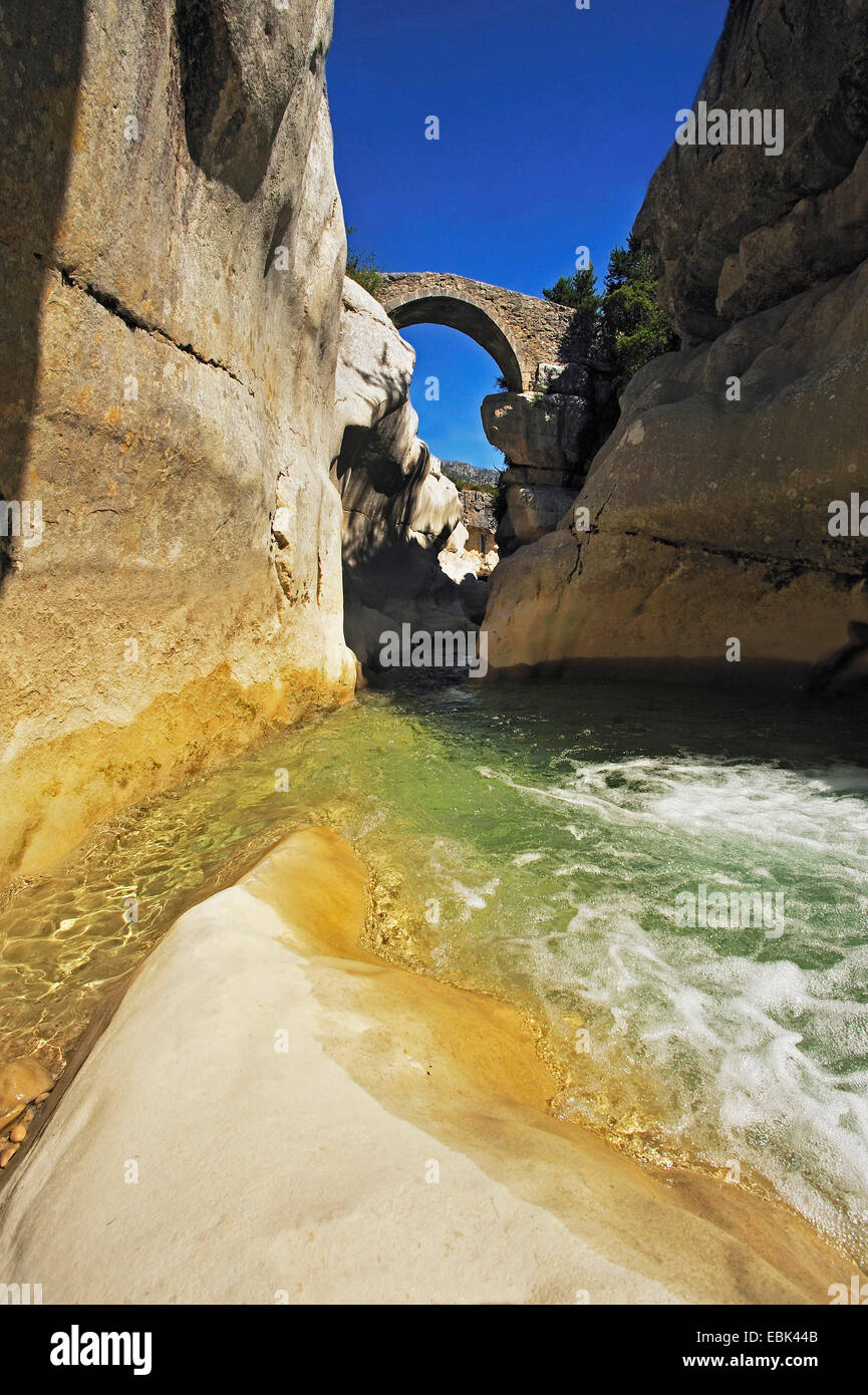 Pont de tusset Banque de photographies et d’images à haute résolution ...