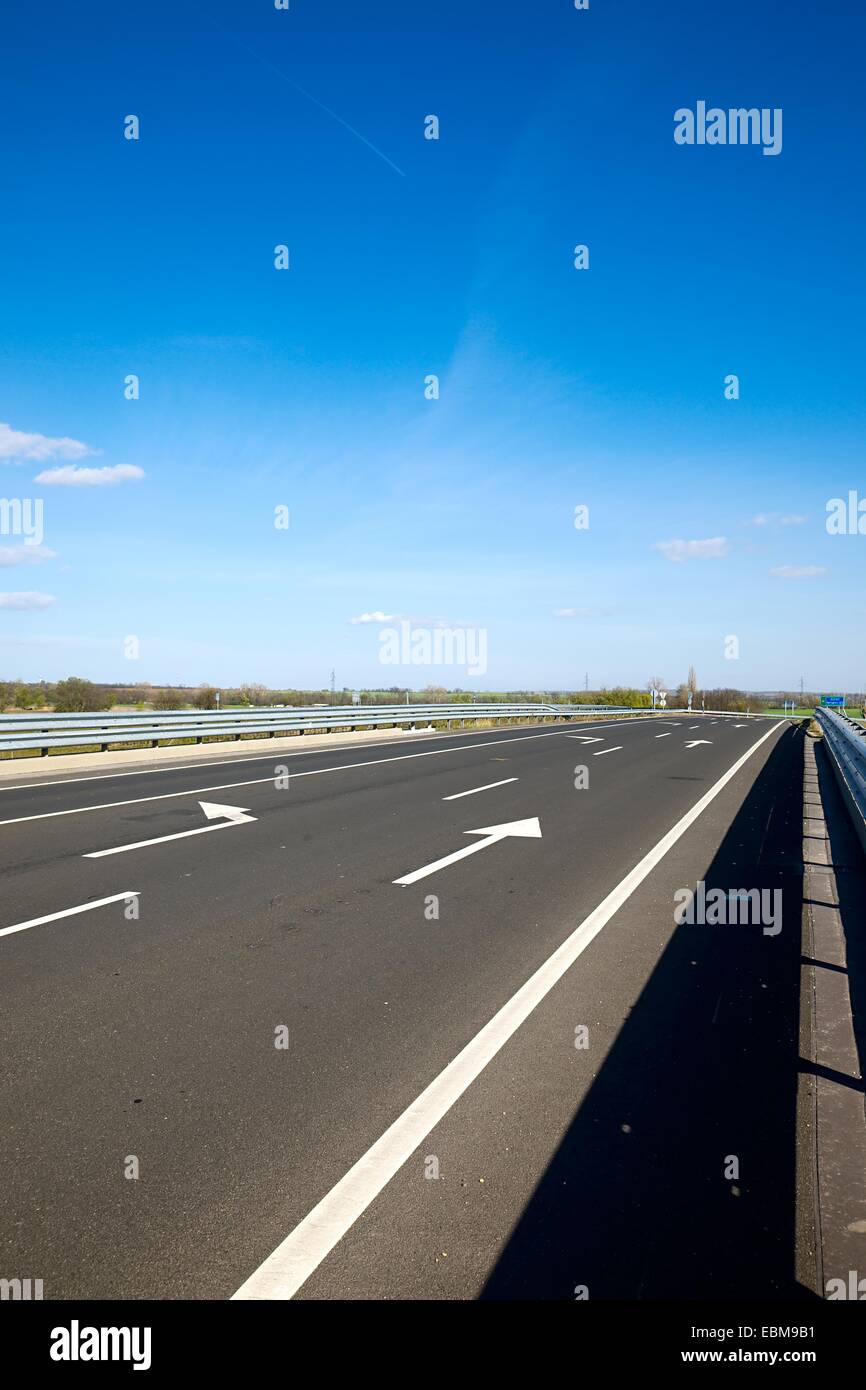 Asphalte routier Banque de photographies et d’images à haute résolution ...