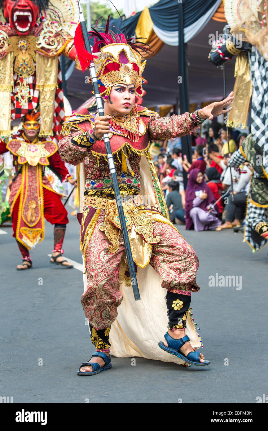 Costumes people java indonesia man Banque de photographies et d’images ...