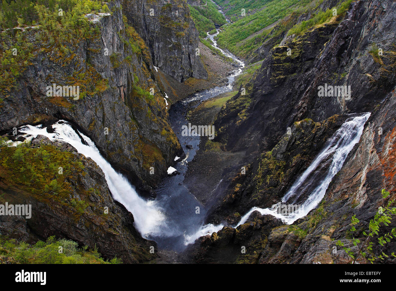 Cascade de voringfoss Banque de photographies et d’images à haute ...