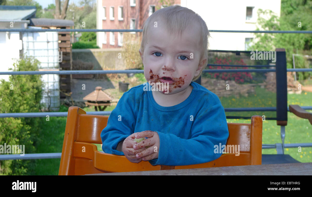 Personne en train de manger en terrasse Banque de photographies et d ...