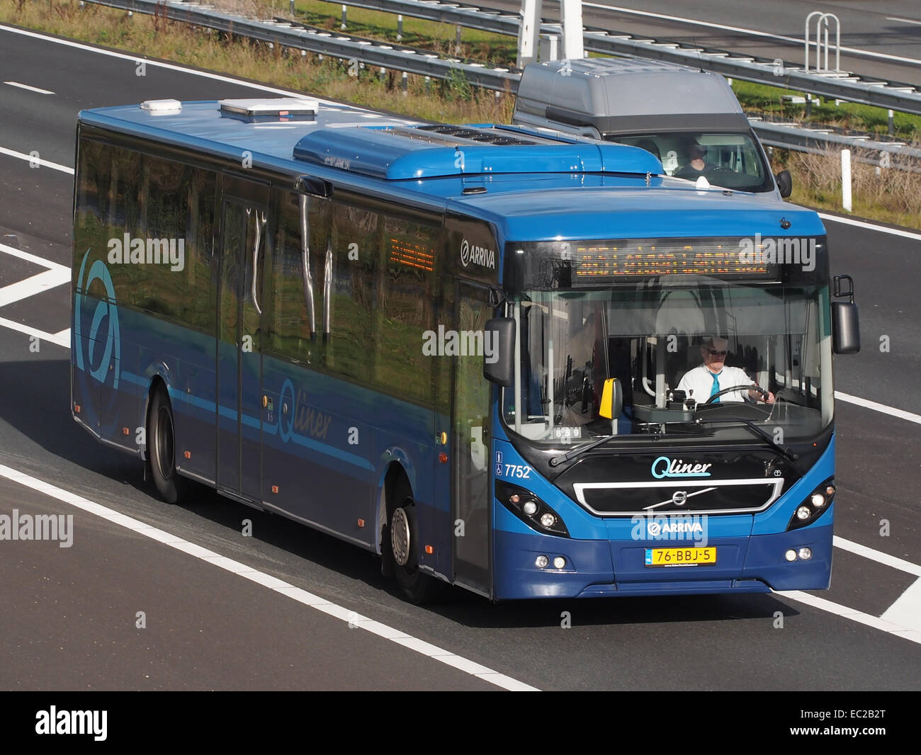 Volvo 8900 Banque de photographies et d’images à haute résolution - Alamy