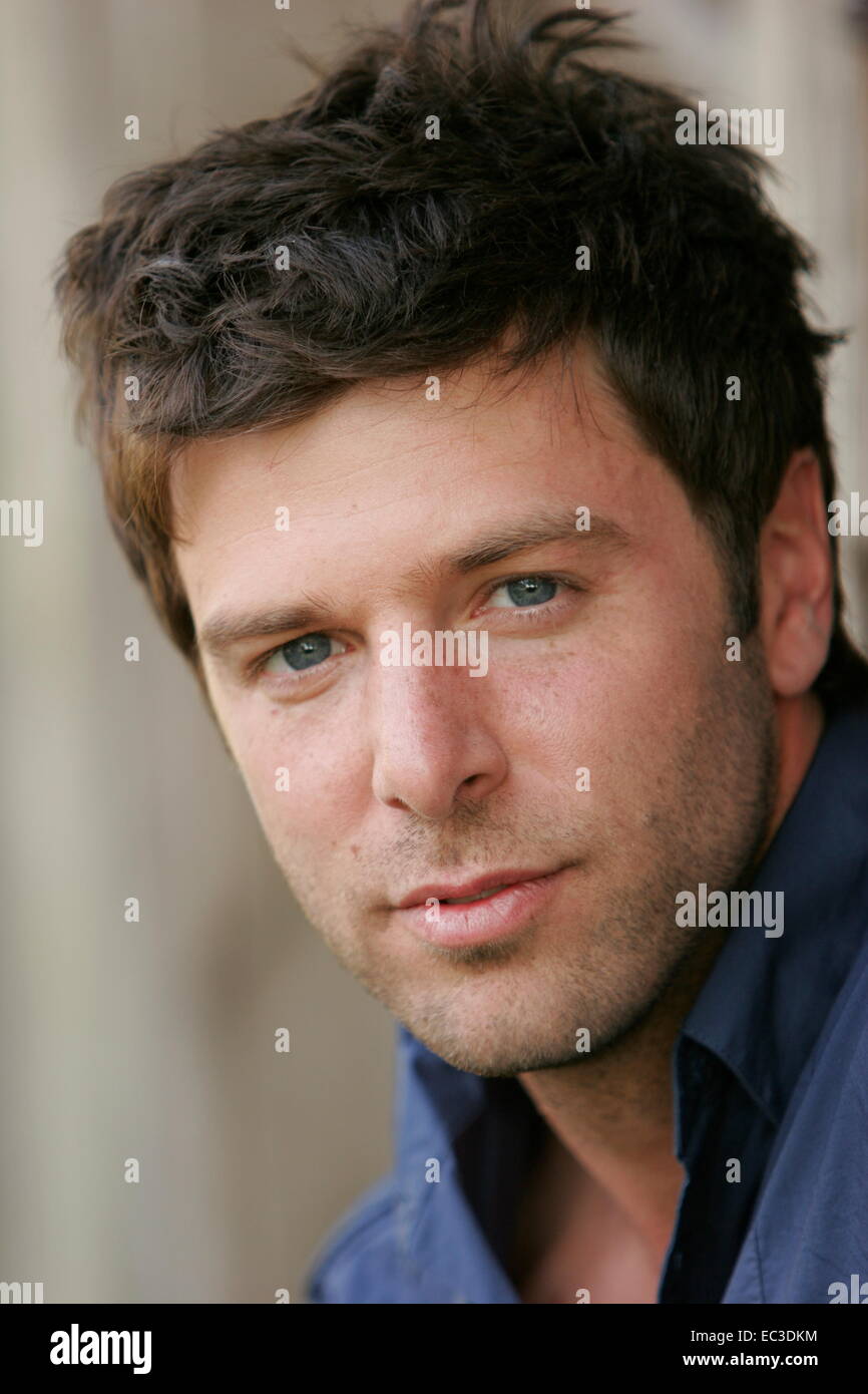 Homme en jupe Banque de photographies et d’images à haute résolution ...