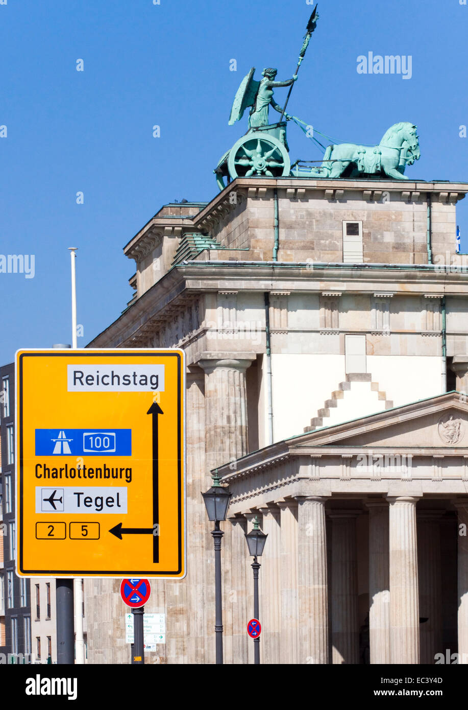 Berlin autobahn sign Banque de photographies et d’images à haute ...