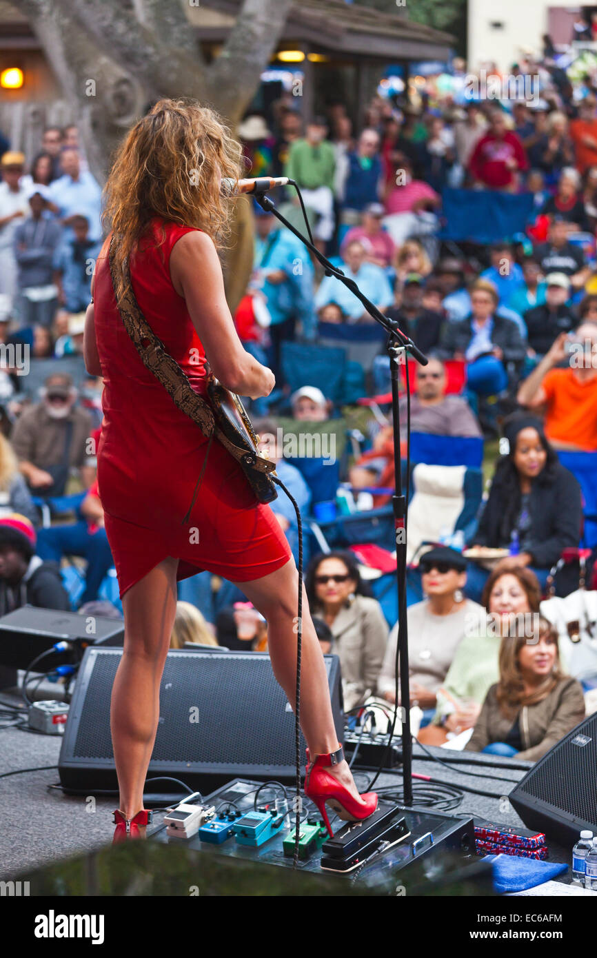Ana popovic Banque de photographies et d’images à haute résolution - Alamy