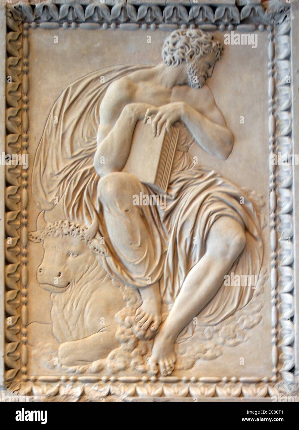 Statue en marbre de Saint Luc par Jean Goujon (1510-1572), un sculpteur ...