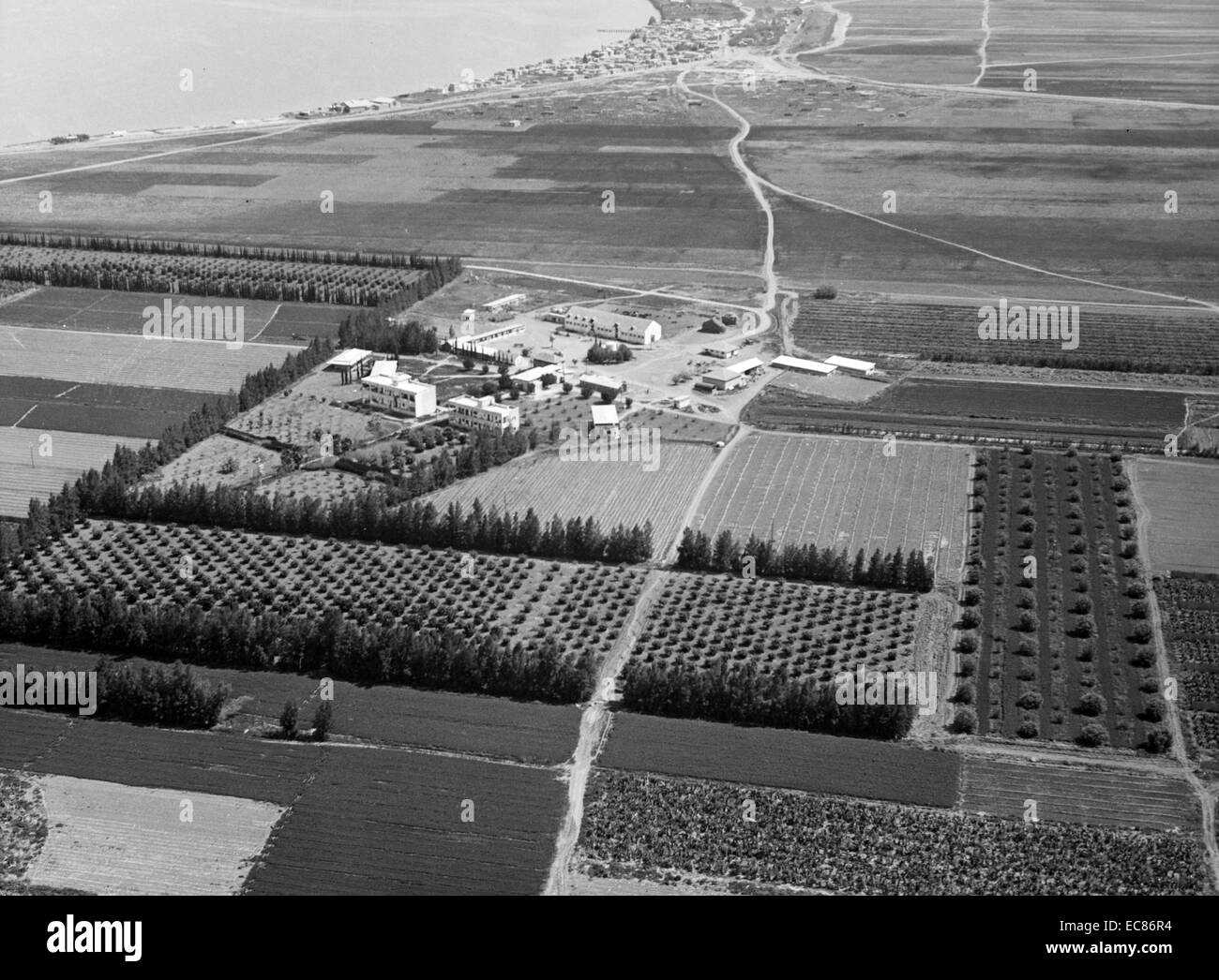 Kibbutz in northern israel Banque d'images noir et blanc - Alamy