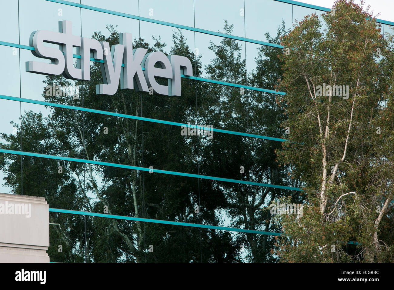 Stryker logo Banque de photographies et d’images à haute résolution - Alamy