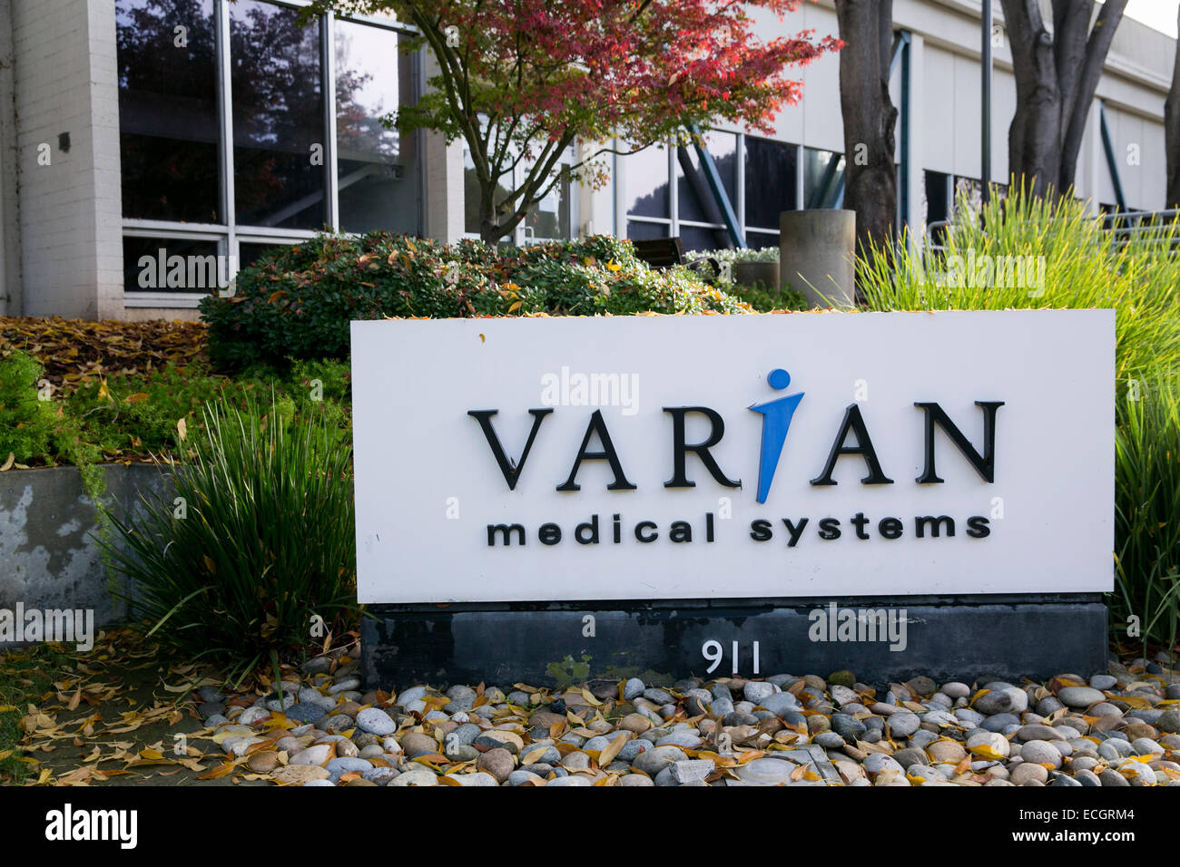 Varian medical systems Banque de photographies et d’images à haute ...