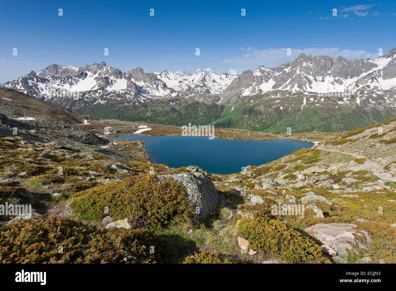 France, Savoie, vallée de la Claree Nevache, le lac Laramon Photo Stock ...