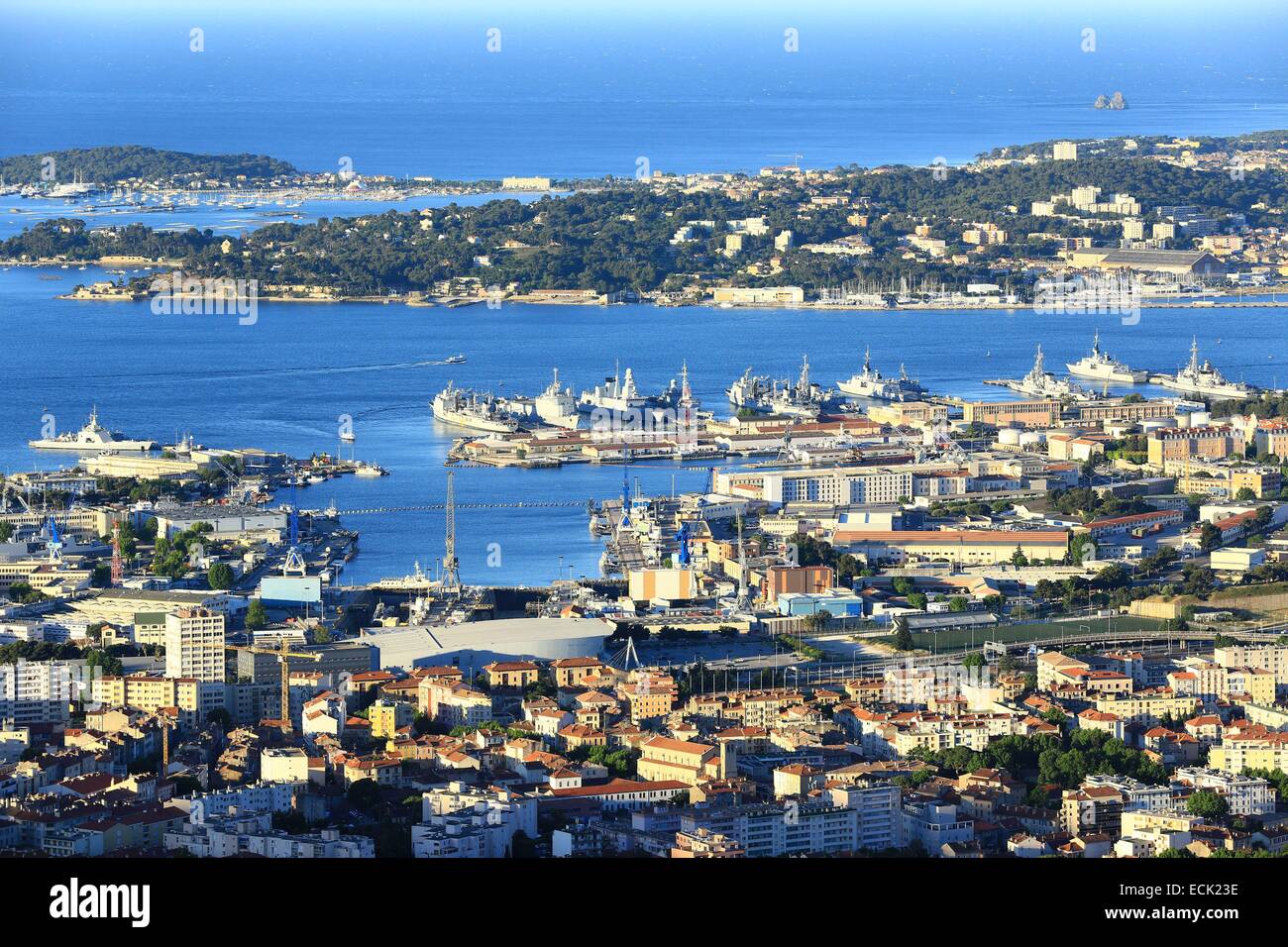 La France, Var, Toulon, port, port militaire, la presqu'île de Saint ...