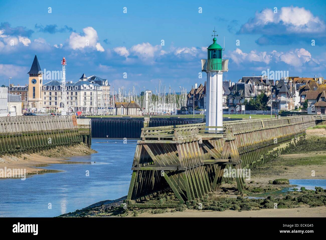 Rivière touques Banque de photographies et d’images à haute résolution ...