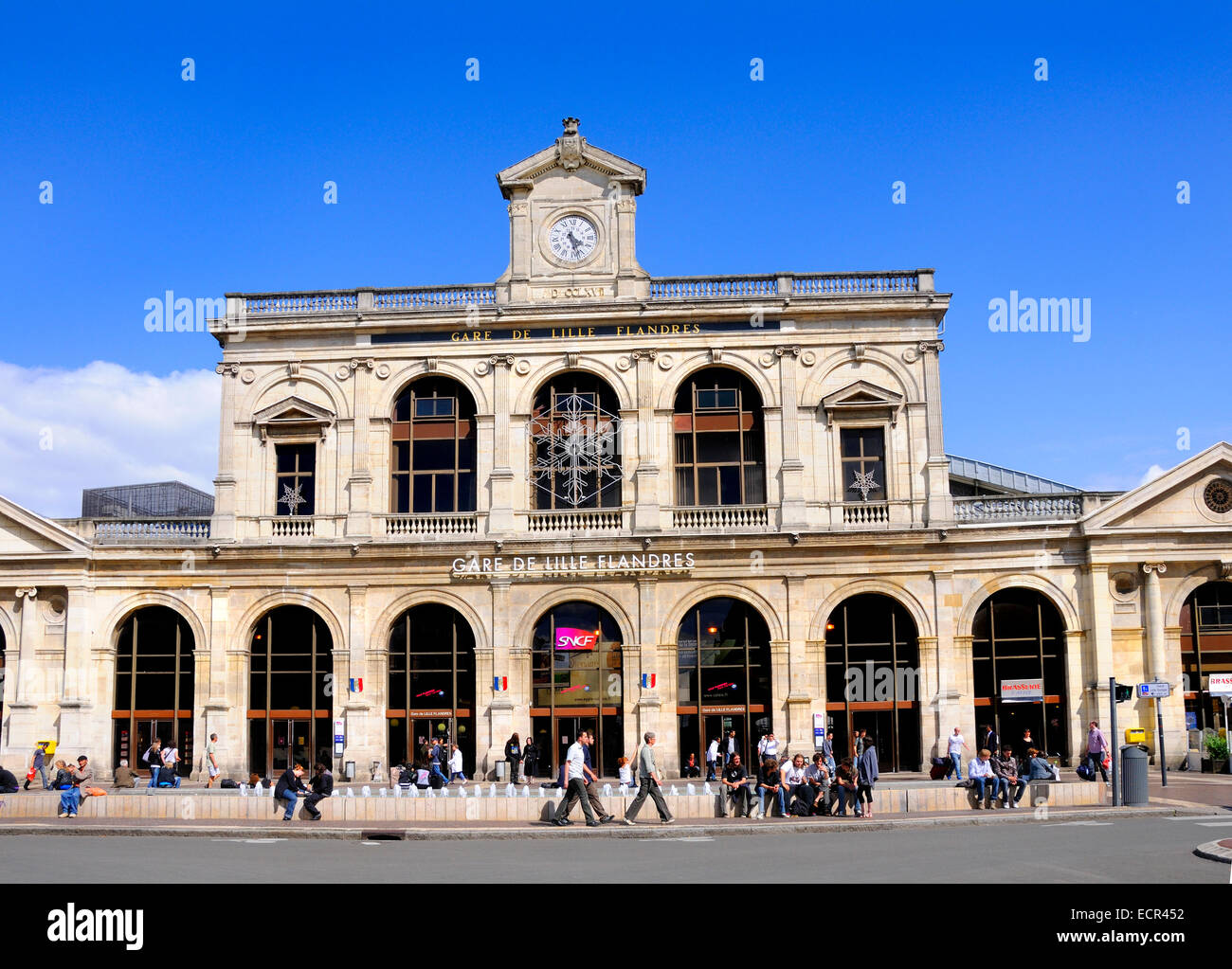 Gare de lille lille flandres Banque de photographies et d’images à haute résolution - Alamy
