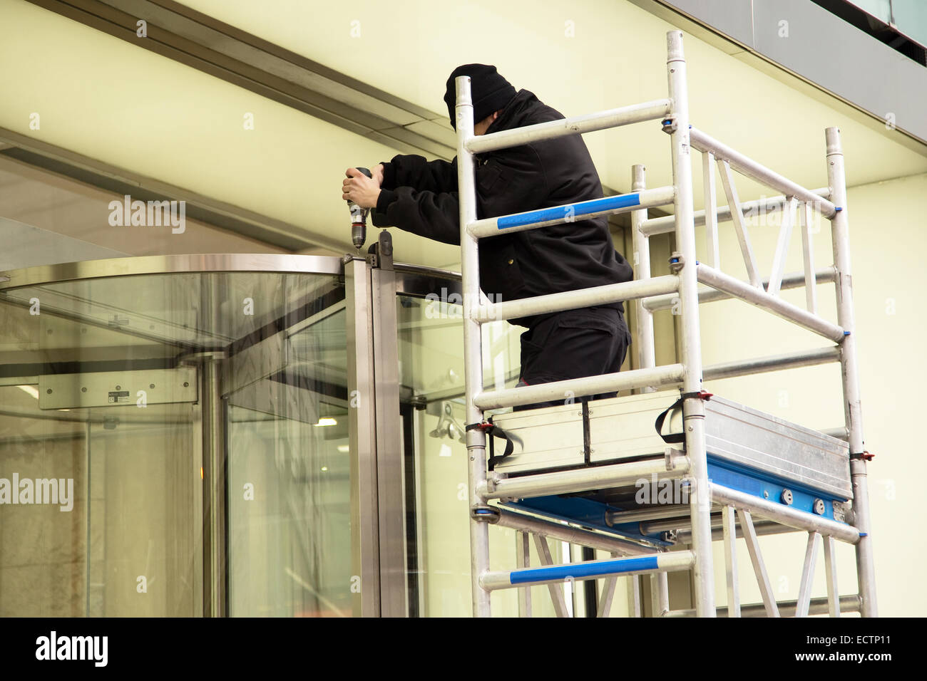 Rotating doors Banque de photographies et d’images à haute résolution ...