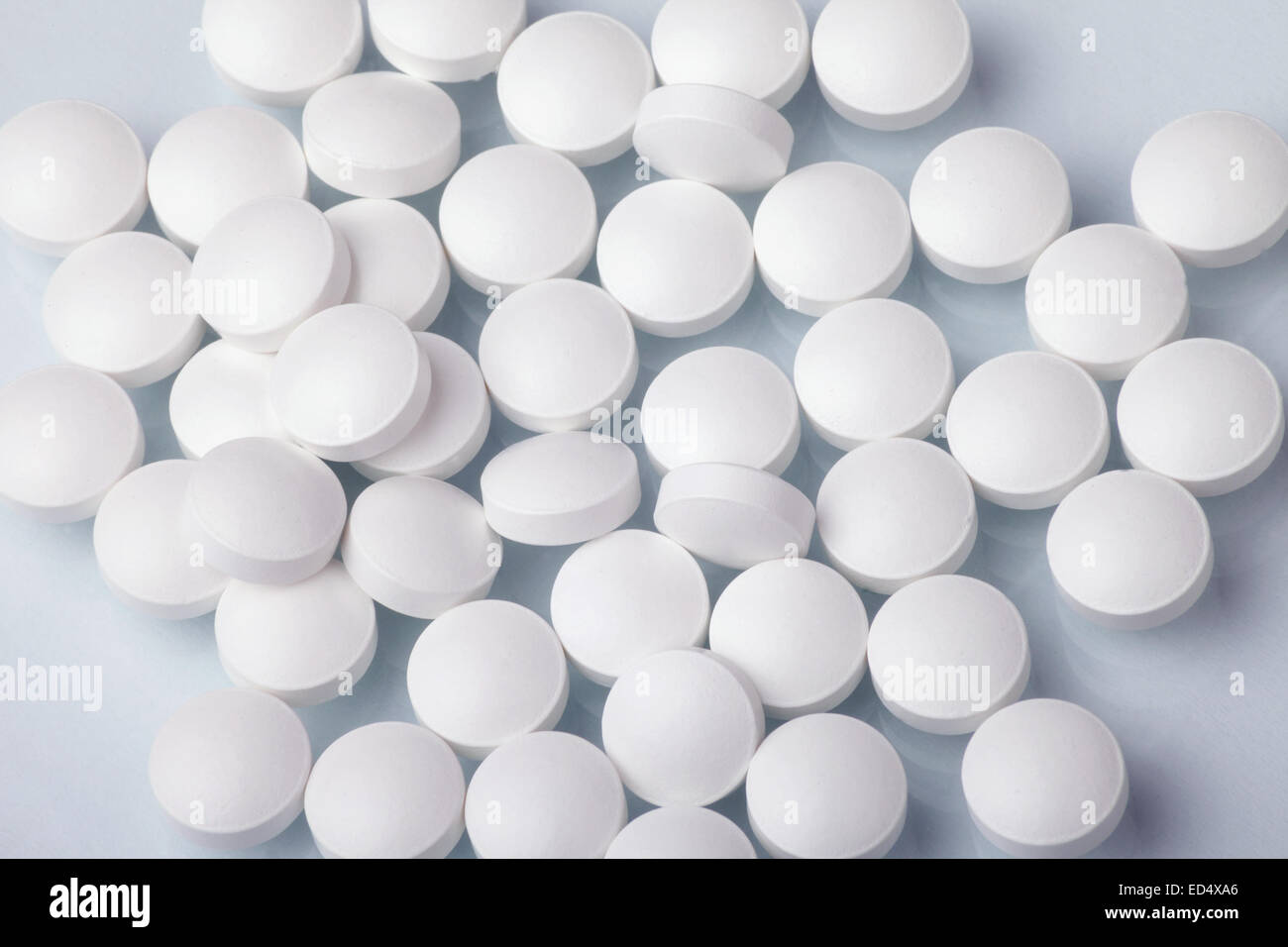 Pilule ronde Banque de photographies et d’images à haute résolution - Alamy