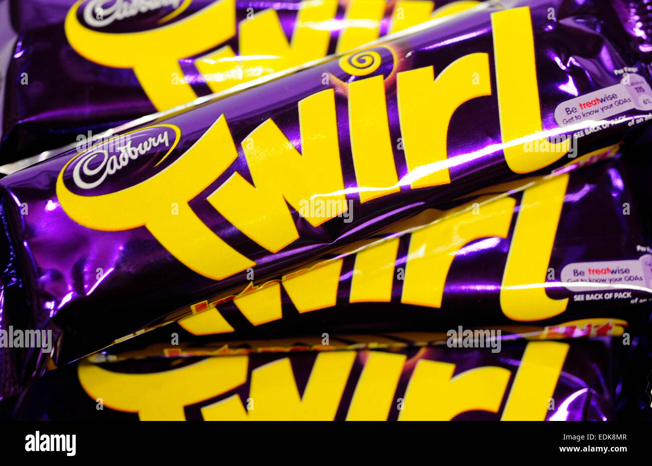 Cadbury twirl chocolate Banque de photographies et d’images à haute ...