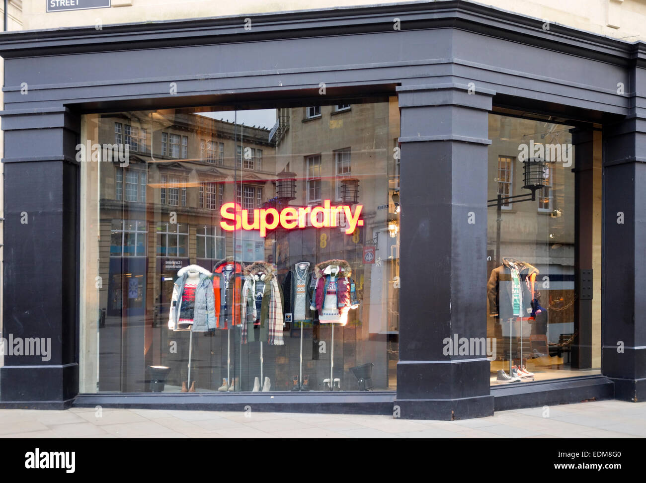 Superdry clothing store Banque de photographies et d’images à haute ...
