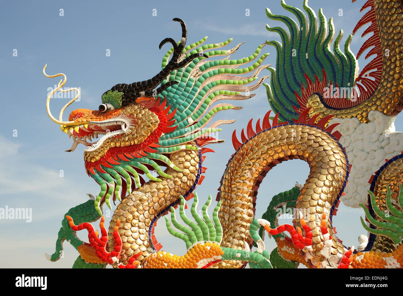 Chinese dragon statue Banque de photographies et d’images à haute ...