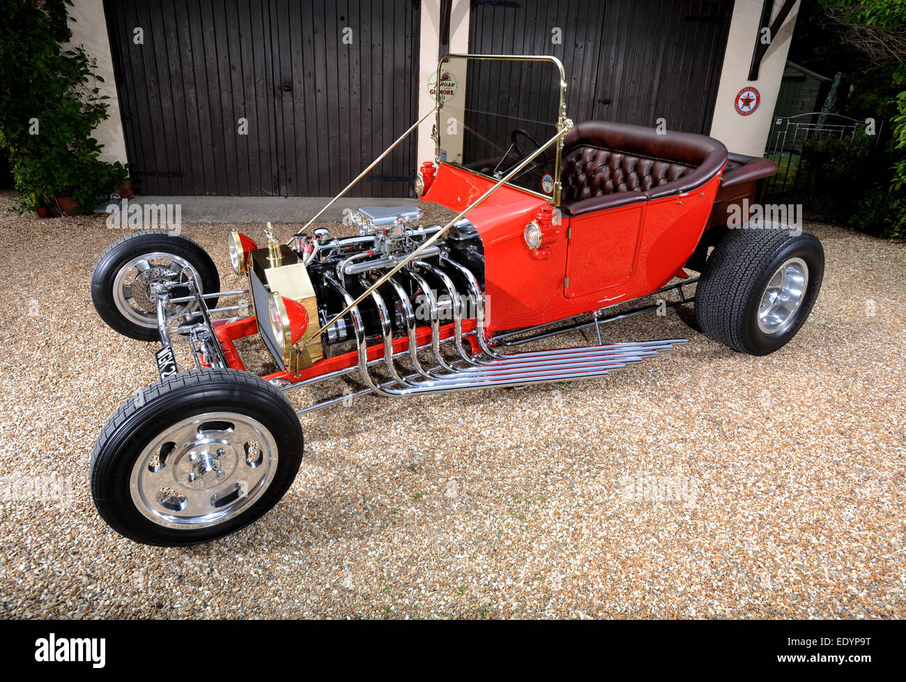 Style traditionnel 60s Ford T-Bucket hot rod fondé sur un modèle de ...