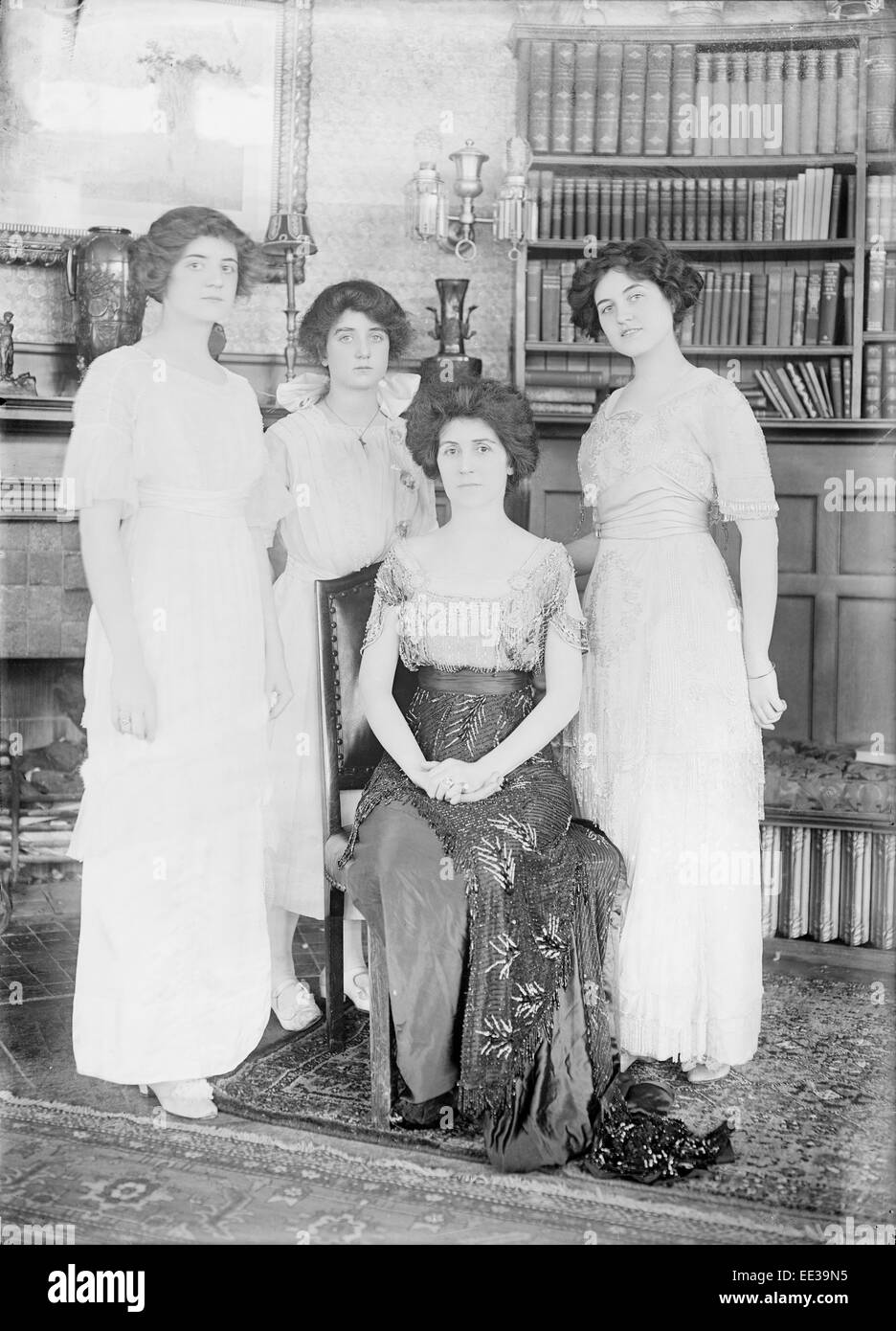 Photographie Ancienne vers 1915, Marie Josephine Hannon et ses filles ...