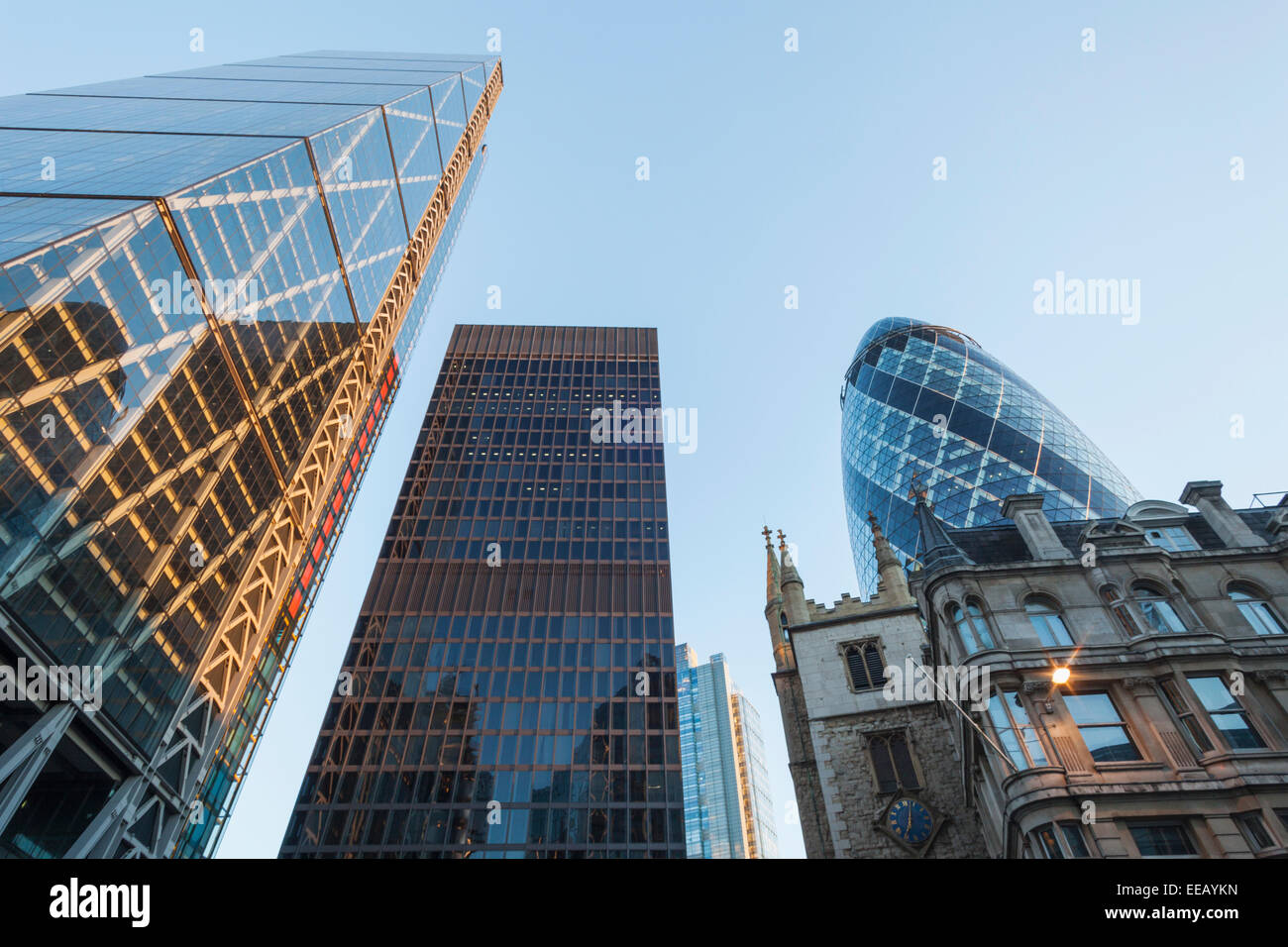Immeubles de bureaux architecture londres Banque de photographies et d ...