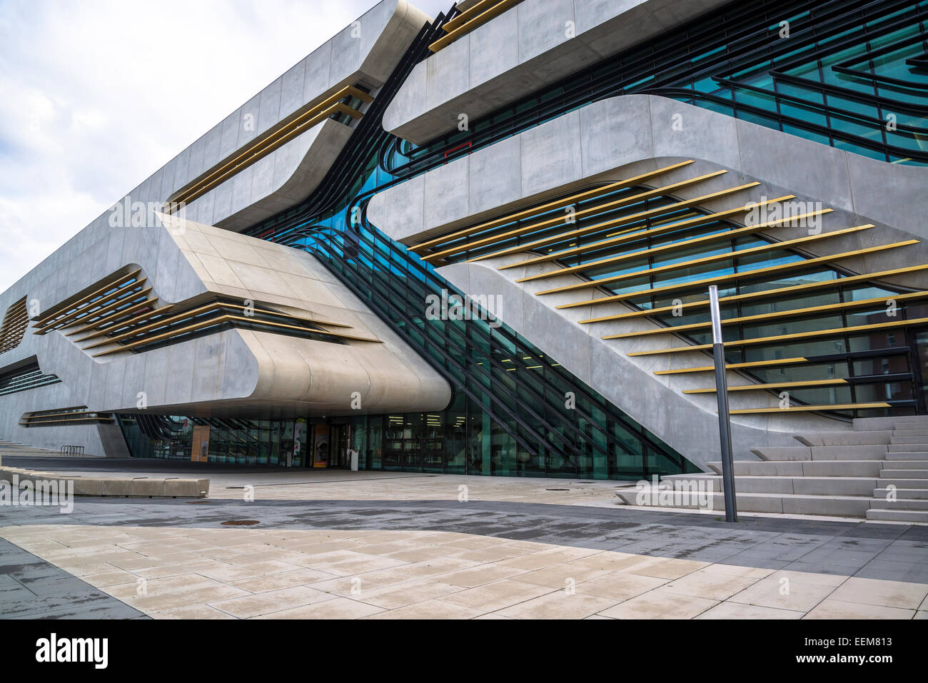 Bâtiment Pierresvives, architecte Zaha Hadid, Montpellier, France Photo ...