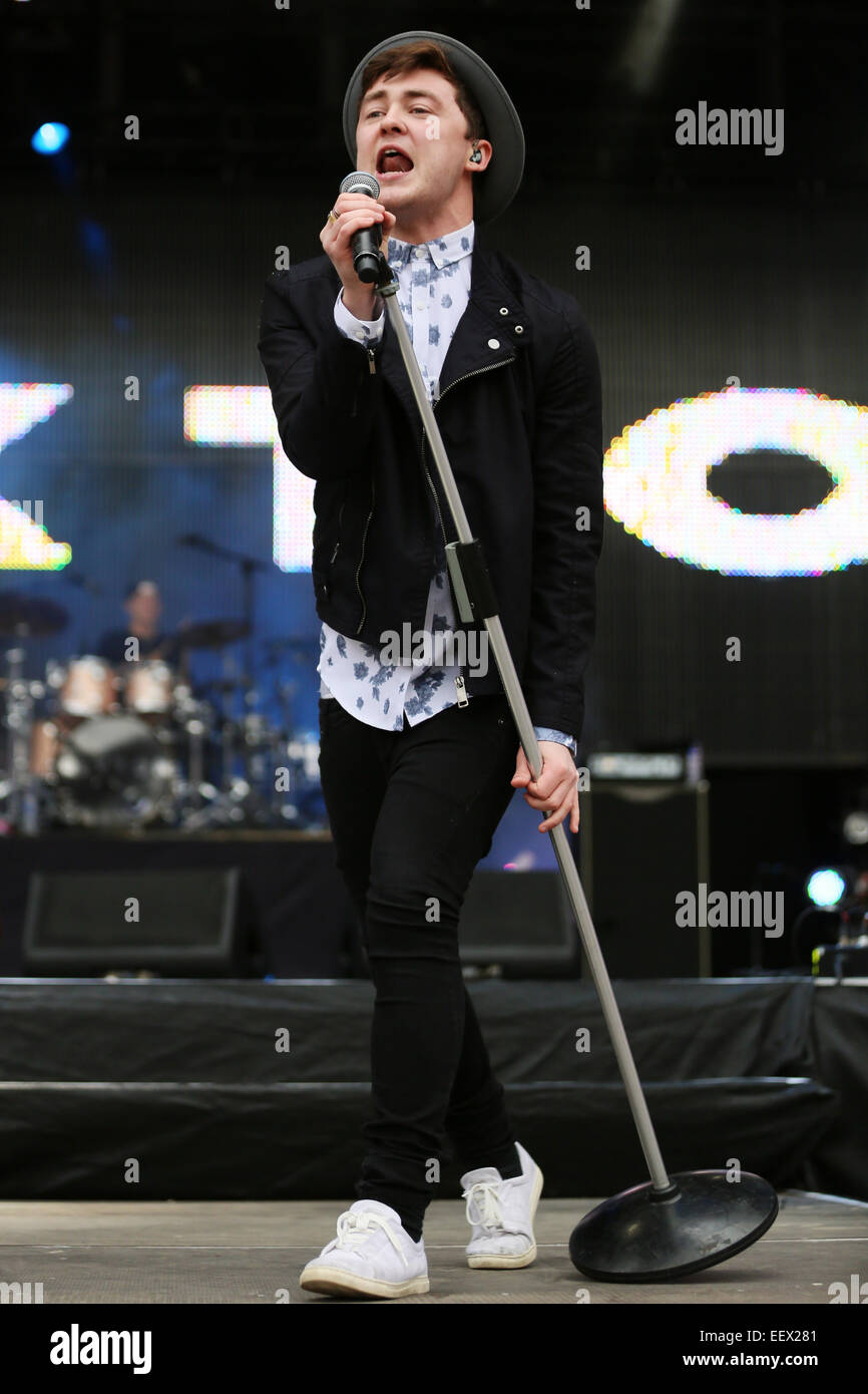 North East Live eu lieu au stade de la lumière - Performances Avec ...