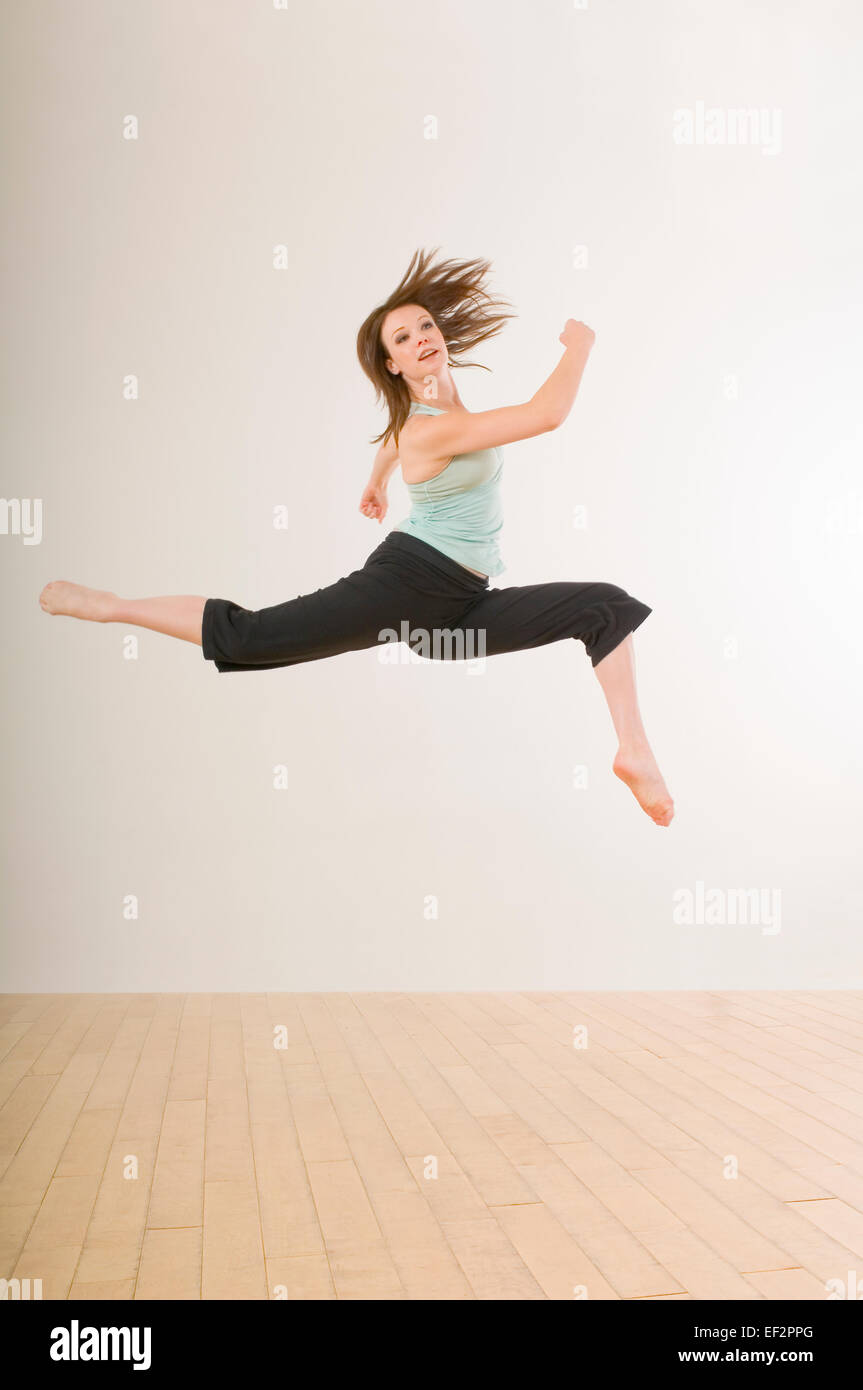 Saut de ballet Banque de photographies et d’images à haute résolution ...