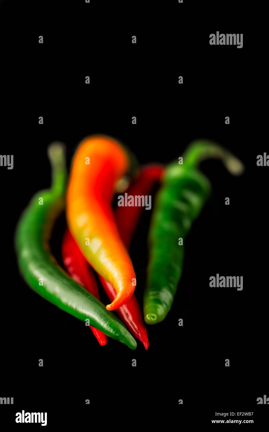 Également connu sous le nom de piment piments sur noir avec focus ...