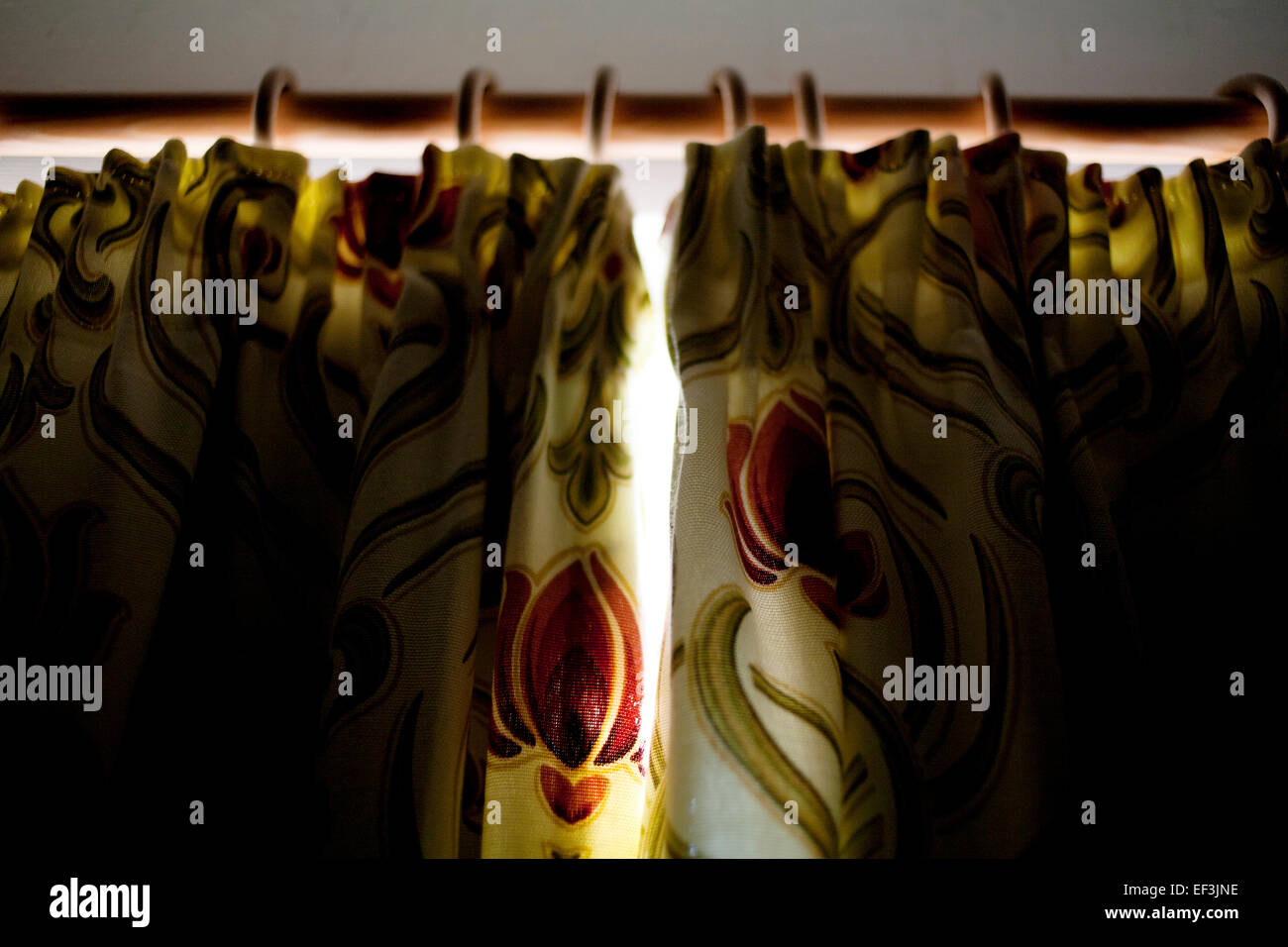 Rideau tiré Banque de photographies et d’images à haute résolution - Alamy