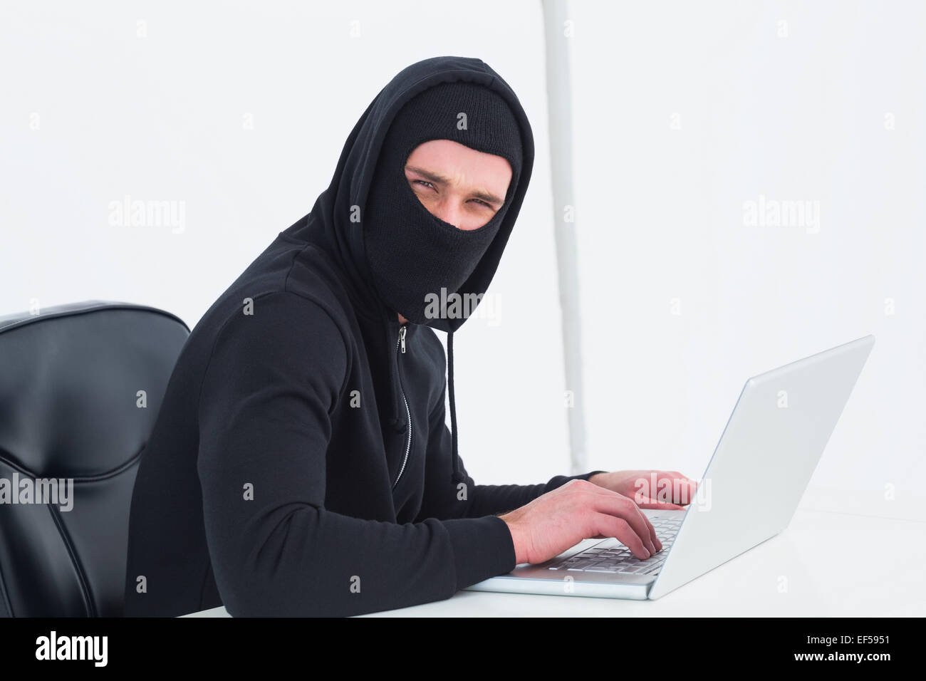 Balaclava hood Banque de photographies et d’images à haute résolution ...