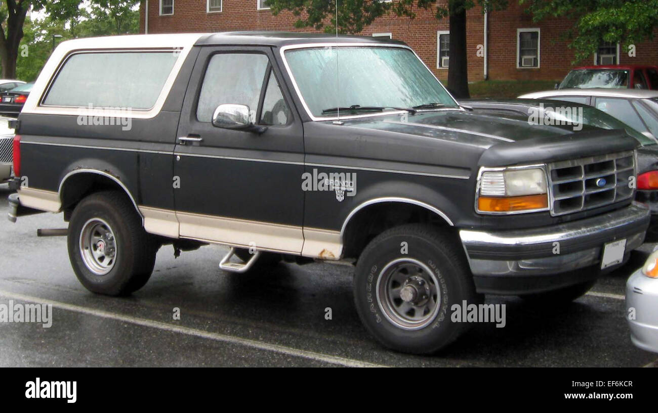 Ford bronco Banque de photographies et d’images à haute résolution - Alamy