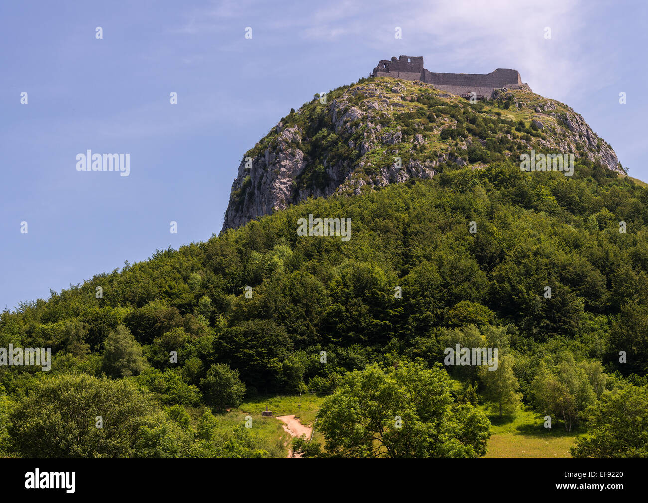 Chateau montsegur Banque de photographies et d’images à haute ...