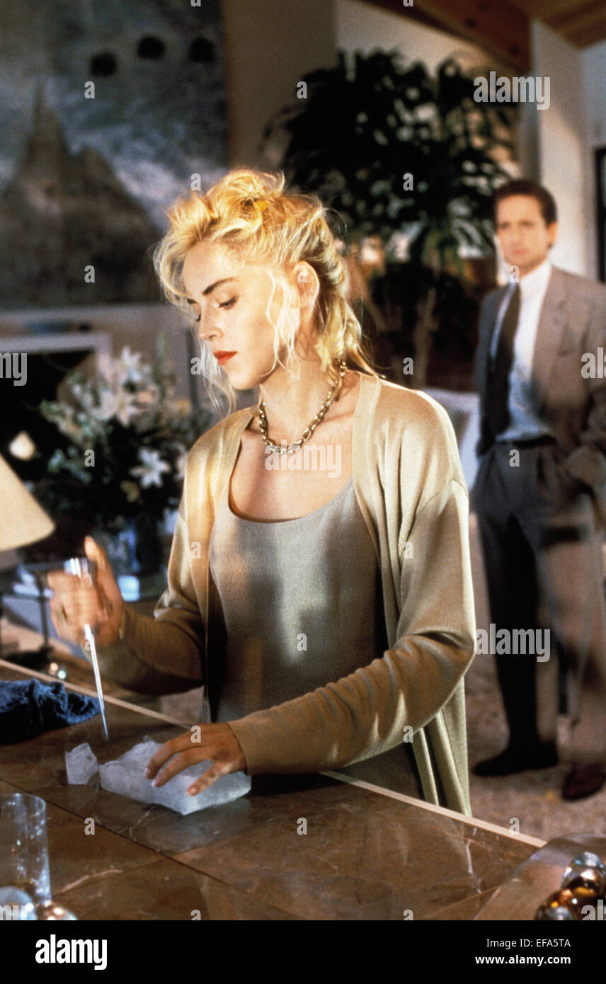 Stone Michael Douglas Basic Instinct Banque d'image et photos - Alamy