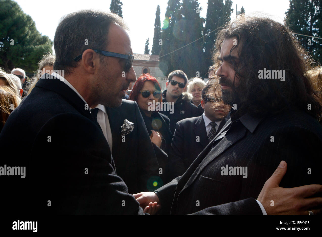 Athènes, Grèce. 30Th Jan, 2015. NIKOS ALIAGAS parle avec Demis Roussos fils, Cyril. Chanteur ...