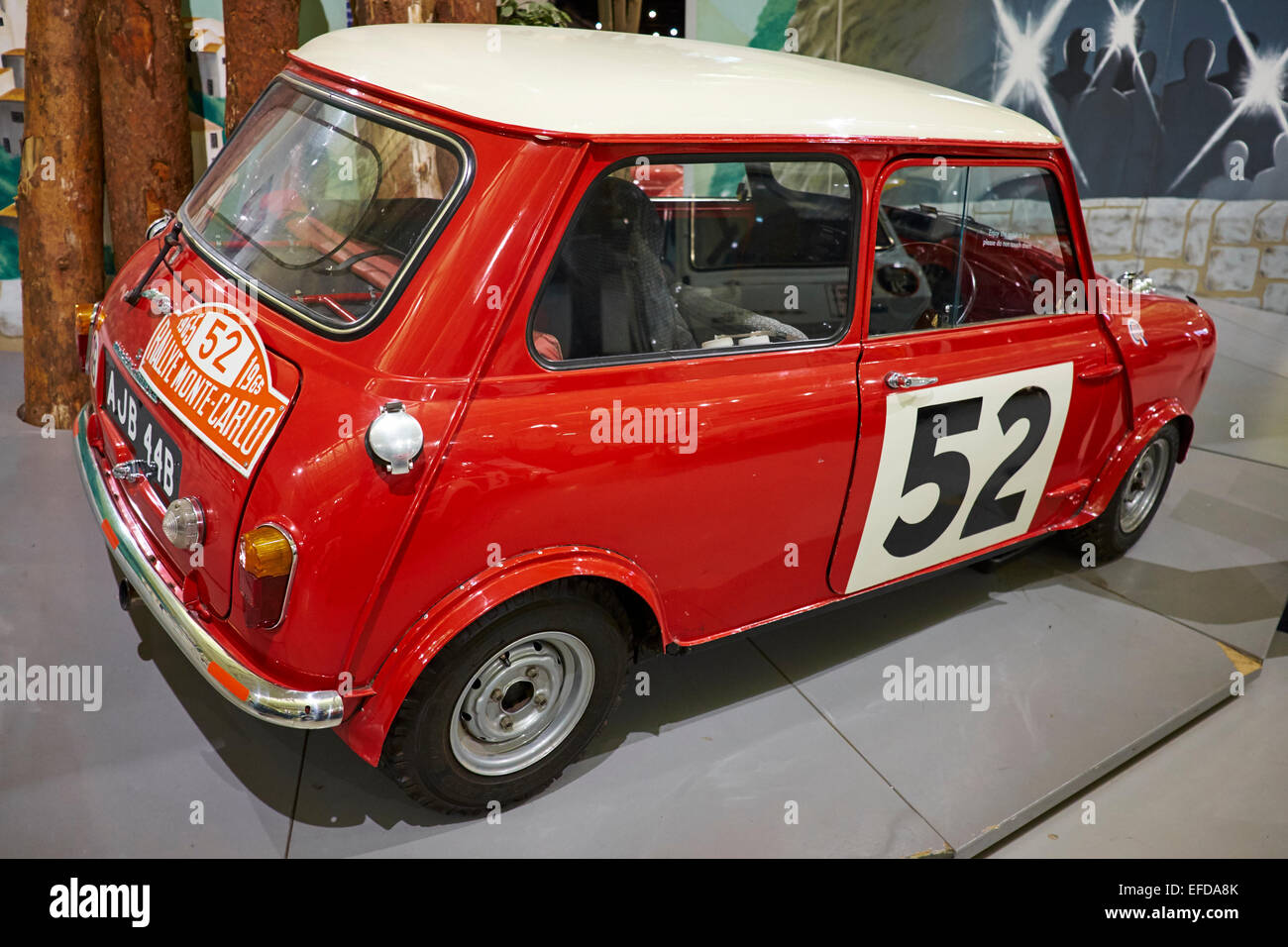 1964 Morris Mini Cooper S qui a remporté le Rallye de Monte Carlo 1965 ...